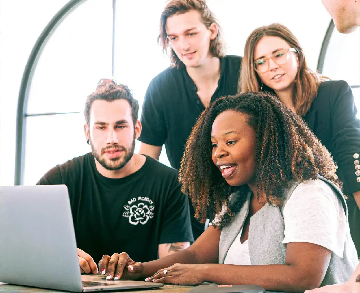 Train your staff to master hotel front desk operations | Mews Blog