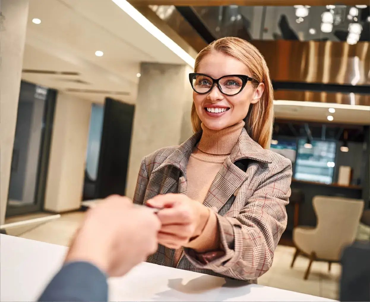 Paperless hotel and its benefits for the hospitality in... | Mews Blog