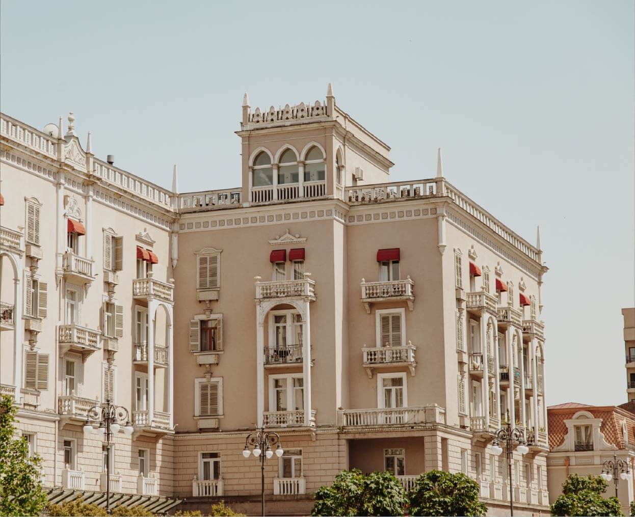 7 benefits to use technology in hospitality management | Mews Blog