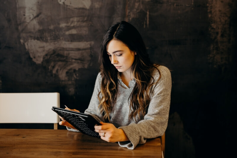 7 benefits to use technology in hospitality management